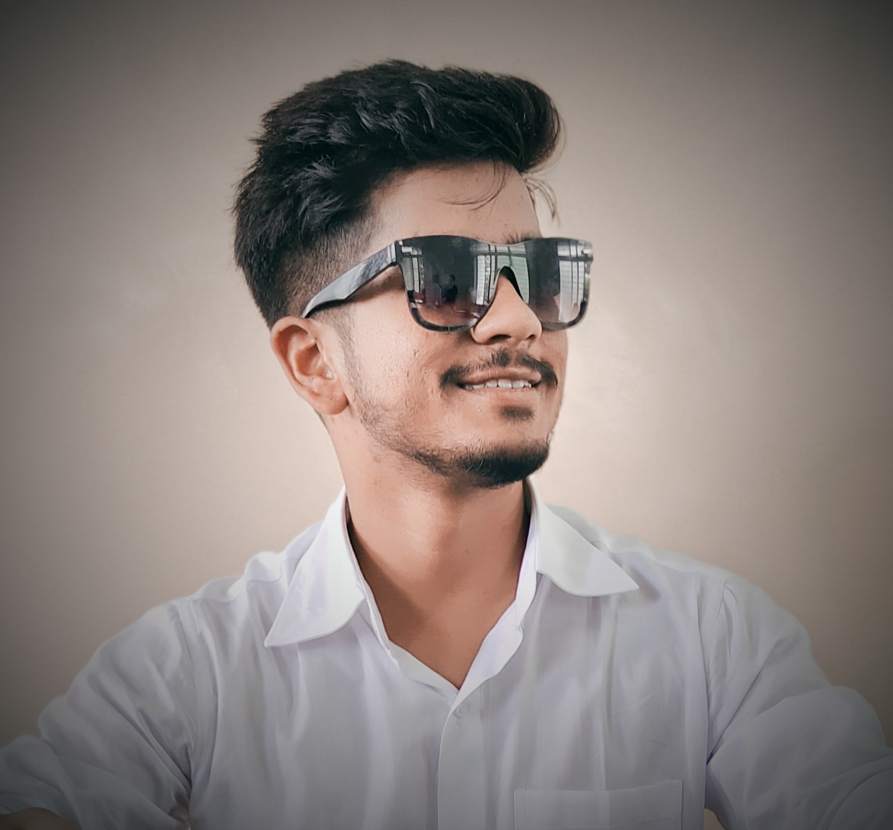 Vivek's Personal Portfolio Website